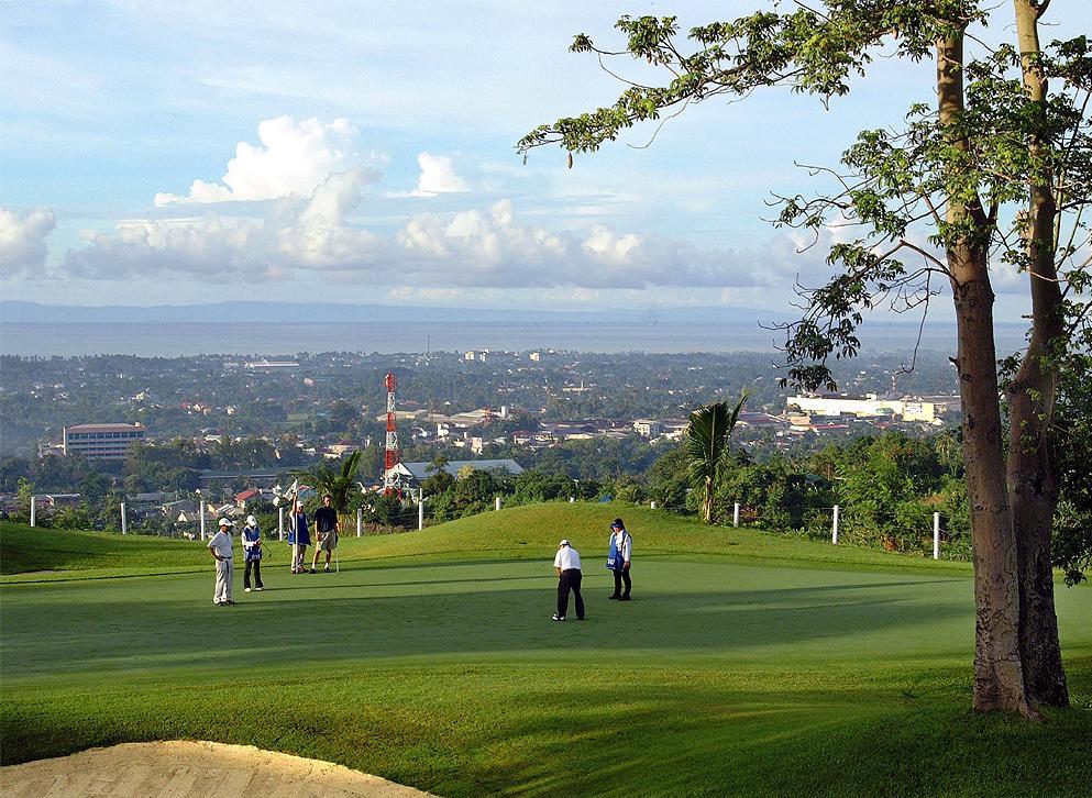 Let's Enjoy at Charming Cebu City